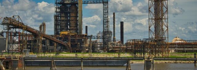 ADNOC Awards $500 Million Contract for Upper Zakum Field Expansion ...